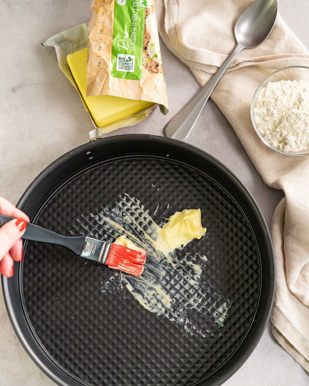 Fußballtorte Rezept – Einfach backen für Kindergeburtstage | PENNY.de