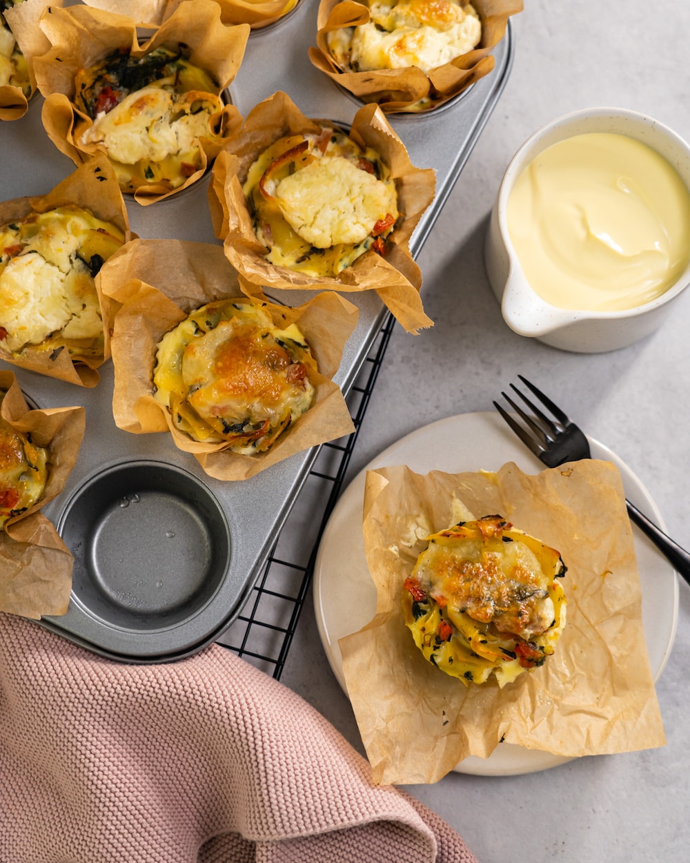 Nudelnester mit Spinat – Leckeres Rezept mit Burrata & Sauce ...