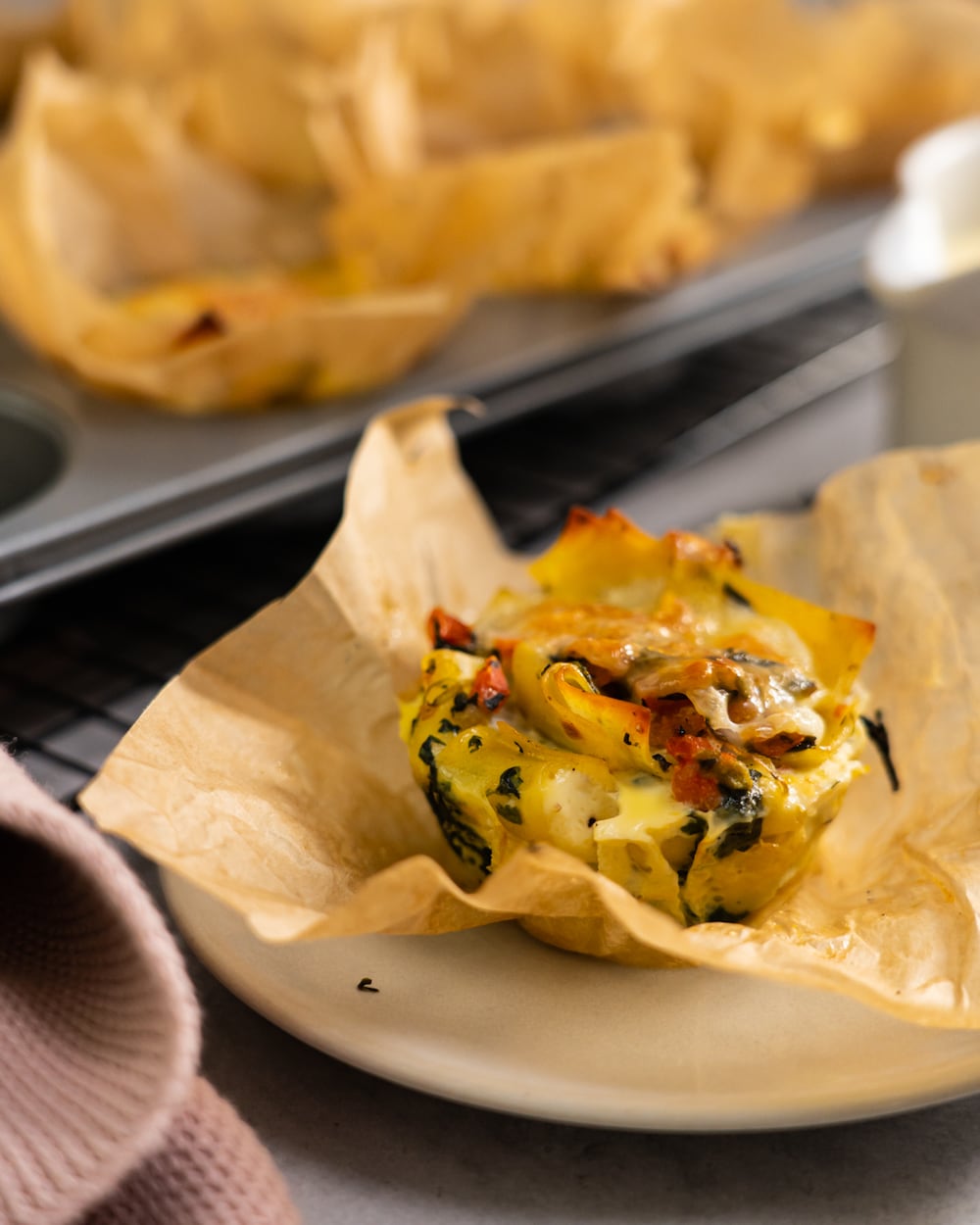Nudelnester mit Spinat – Leckeres Rezept mit Burrata & Sauce ...