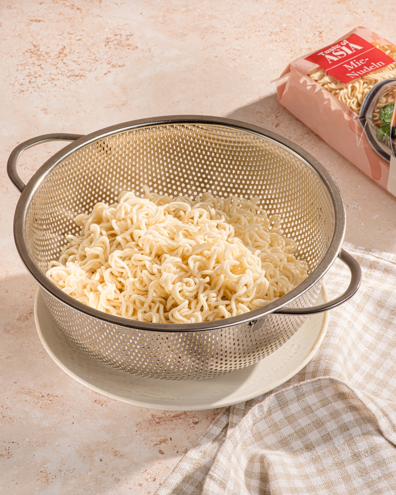 Bami Goreng – Das original indonesische Nudelgericht | PENNY.de